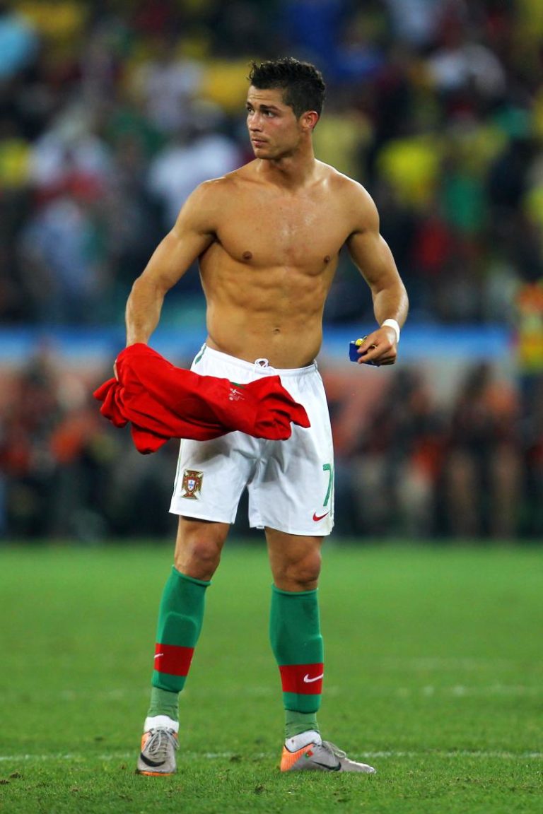 No querrás perderte las fotos de estos futbolistas sin camisa