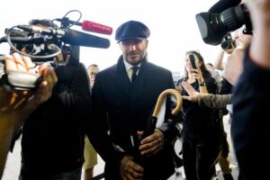 Viral | David Beckham hizo cola para despedir a Isabel II